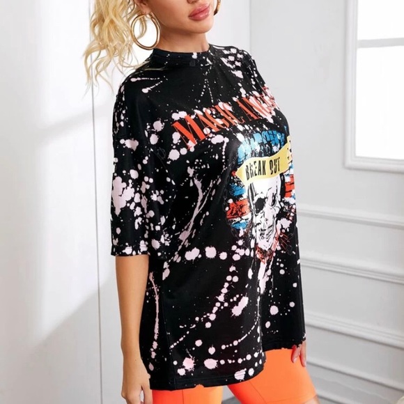 Tops | Graphic Splash Tee | Poshmark